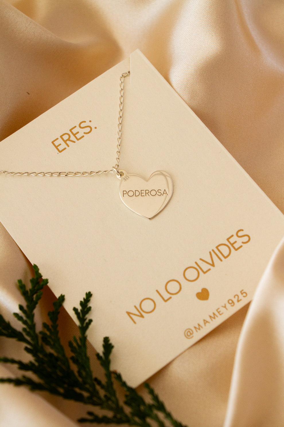 CORAZÓN PLATA PALABRAS – Mamey 925